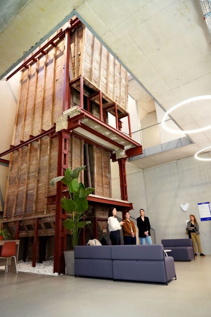 Visita a empresa: La Valencia más Tech (La Harinera · Startup Valencia ...